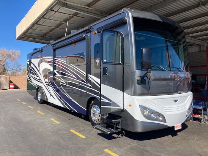 2020 Pace Arrow LXE 38KTriple Slide