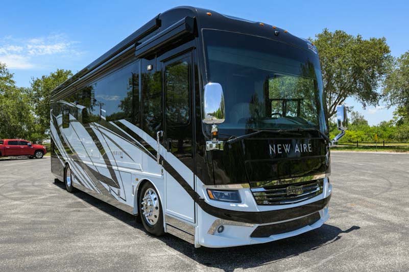 2021 Newmar New AireTriple Full Wall Slide